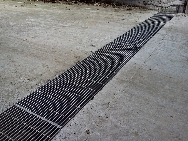 Ohio Gratings vs. PermaTrak Concrete (Boardwalk Product Comparison)